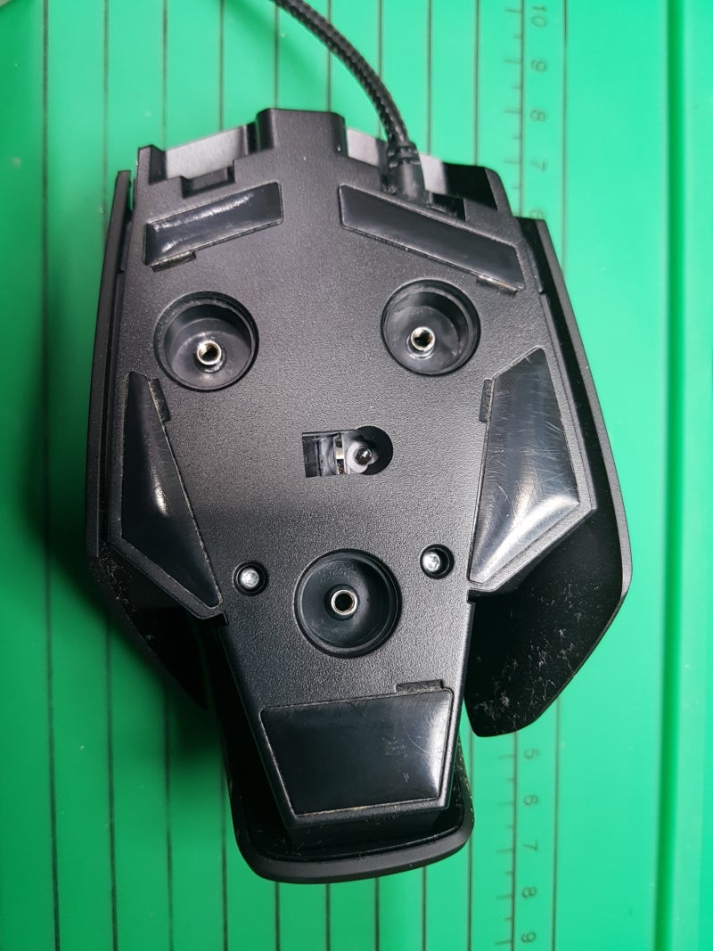 커세어마우스수리RAPTOR M45 GAMING MOUSE 의 클릭불량 더블클릭 휠스크롤불량 휠튕김 증상의 고장수리 입니다 ...