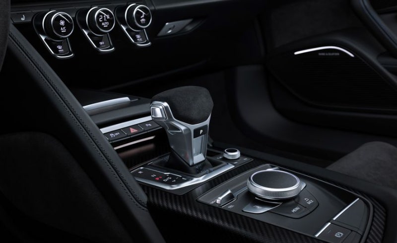 [정보] 2019년 AUDI R8 공개 (컨버터블포함)(Facelift) : 네이버 블로그