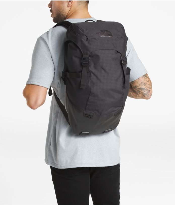 The North Face Homestead Road tripper 30L Backpack - Color: TNF white ...