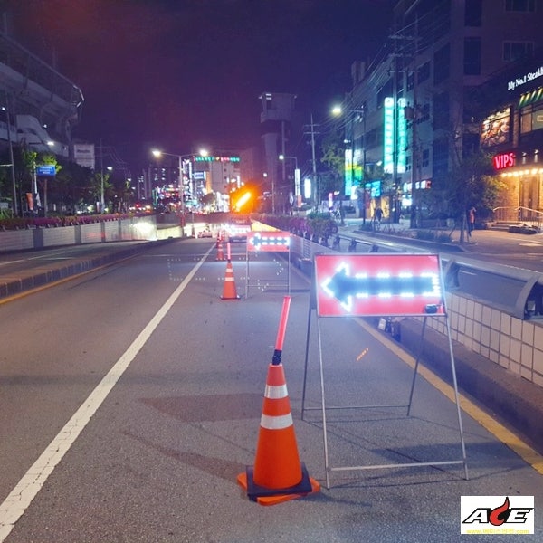 도로차단국도차단안전용품 도로차단 전문업체 에이스안전입니다 수원 장안터널 지하차도 서울방향2차로 차단 네이버 블로그