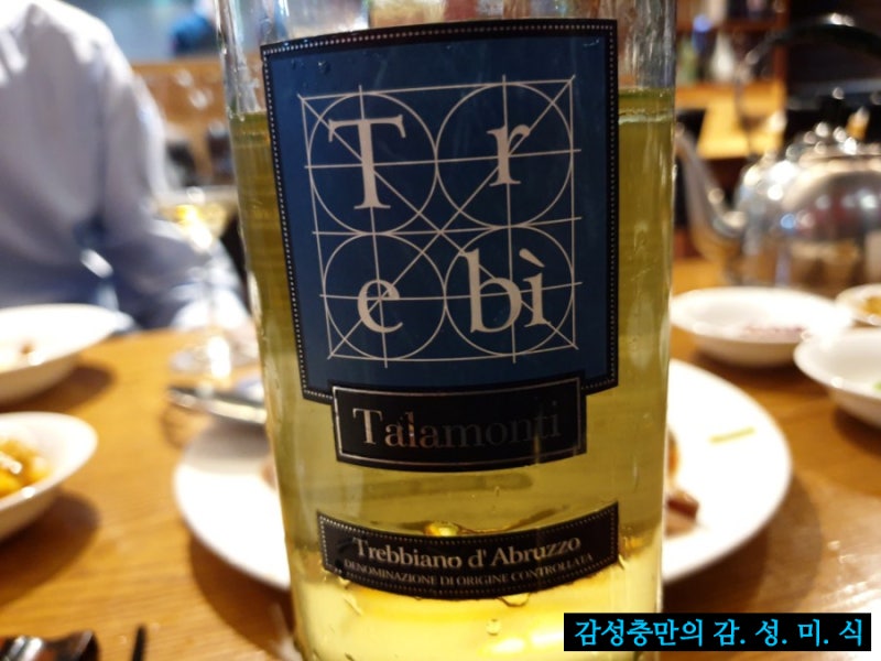 [Wine]트레비 탈라몬티(Trebi Talamonti) 트레비아노 다부르쪼(Trebbiano d'Abruzzo) : 네이버 블로그