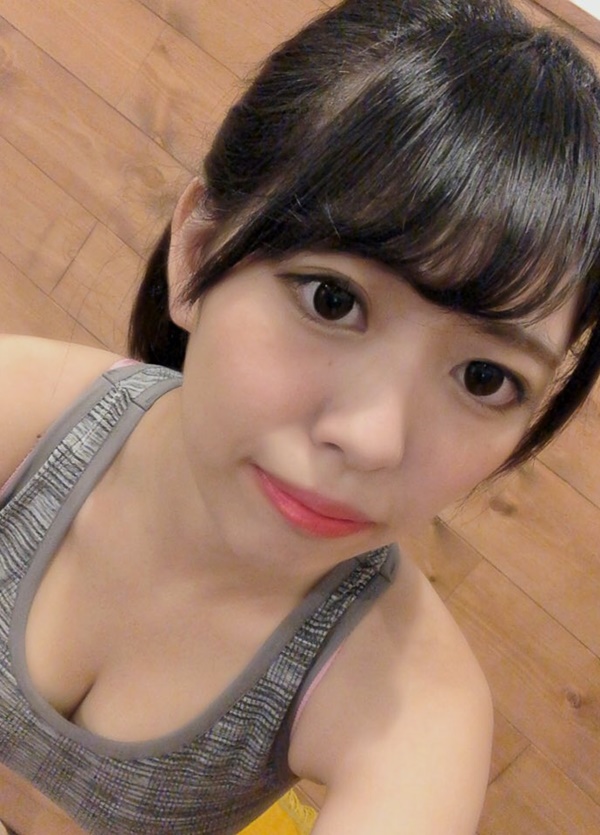 1997 / 모모카 리리 / 아이이로 리리카 / Ririka Aiiro / 藍色りりか / Riri Momoka / 桃香りり / AV