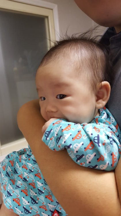 생후70일 샤샤의 육아일기 옹알이소리 듣기 신생아쌍커풀 아기쌍꺼풀 네이버 블로그