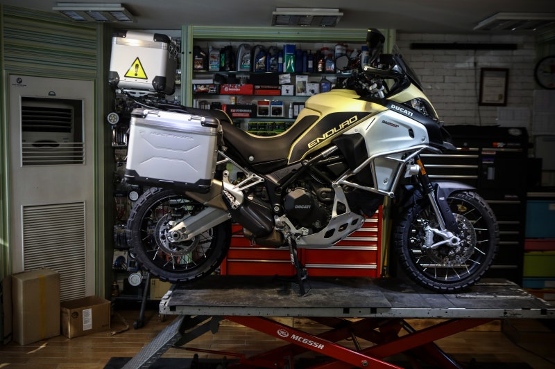 브라더 모터스 Ducati 두카티 멀티스트라다 앤드류 피렐리 스콜피온 트레일 2 바이크 타이어 교환 네이버 블로그