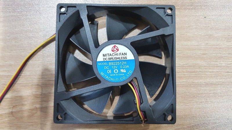 화이트팬_냉각팬, 쿨링팬 MITACHI 의 모델명 : MD922512HB : 네이버 블로그