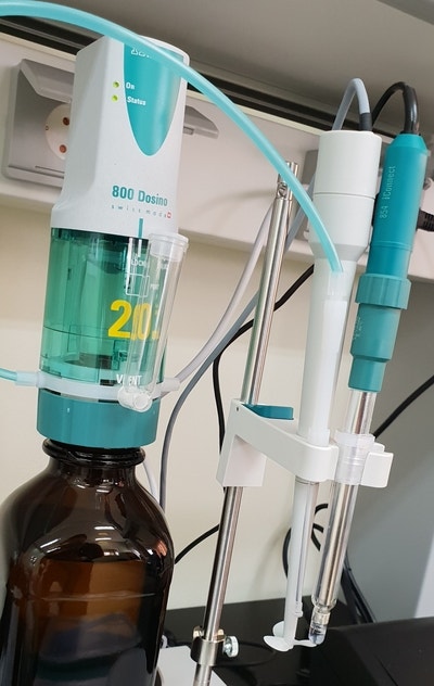 [메트롬 전위차적정기]Metrohm 916 Ti-Touch/일체형적정기/실제 설치 사진 : 네이버 블로그