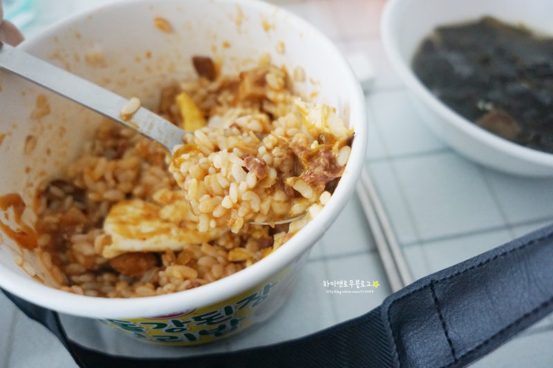 오뚜기 컵밥 추천 차돌강된장소스 이건 강츄 솔직후기 네이버 블로그