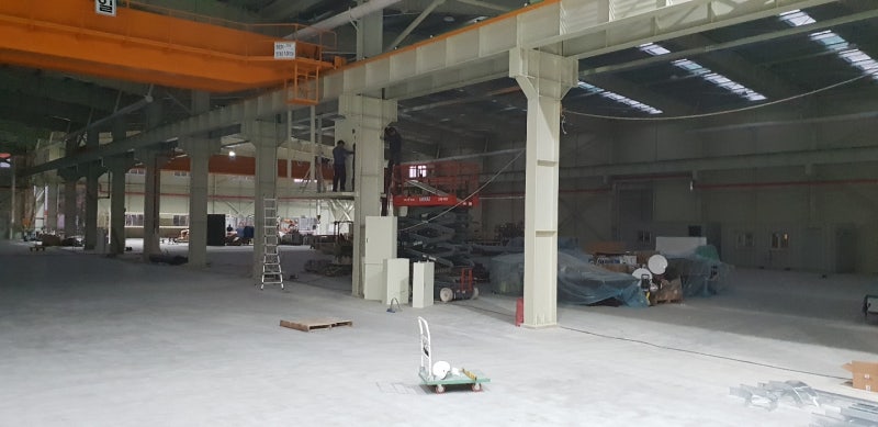 고고리프트 울주군고소작업대 렌탈 전기선 인입작업부산경남양산울산김해창원함안칠서 고소작업장비렌탈테이블리프트