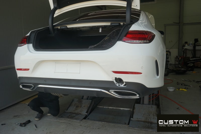 벤츠 C257 CLS400을 CLS400 AMG 라인으로 순정 바디킷 작업! : 네이버 블로그