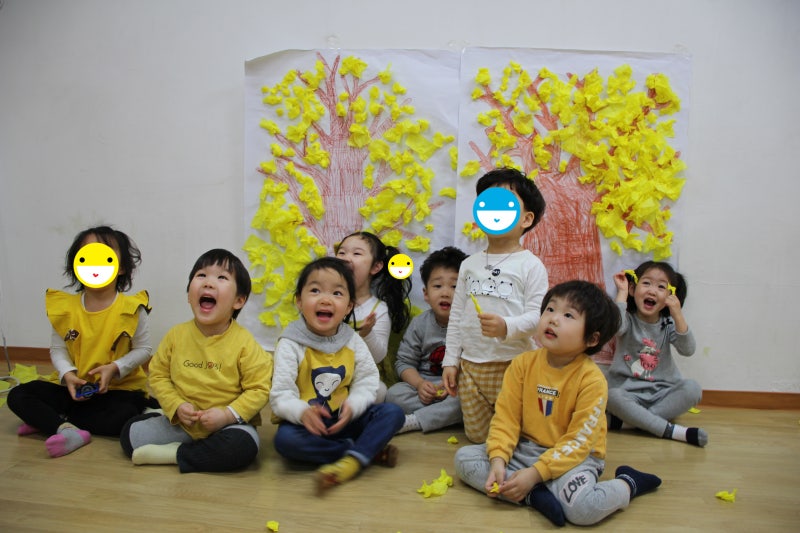 덕양구 행신동 유치원 호수유치원 4월 미술 퍼포먼스 오늘은 옐로우 데이 봄꽃 나무 만들어요♬ 네이버 블로그