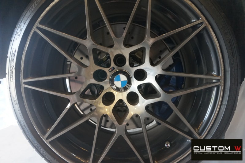 BMW M4 666M 휠 상처 수리 후, 블랙 유광 휠도색,캘리퍼 도색. : 네이버 블로그