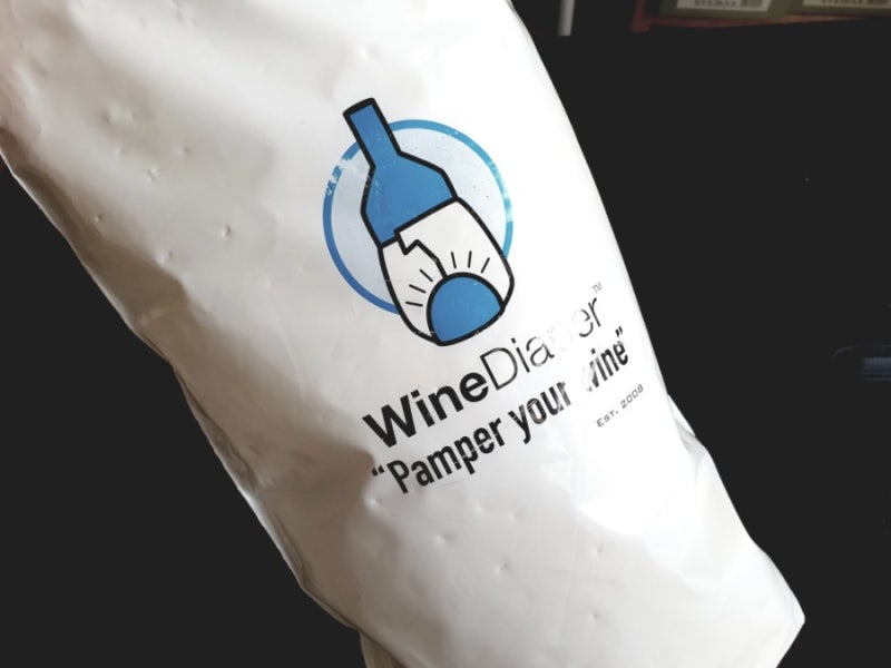 해외여행에서 와인 사오기 요령-와인스킨(wineskin)과 와인기저귀(wine diaper) : 네이버 블로그