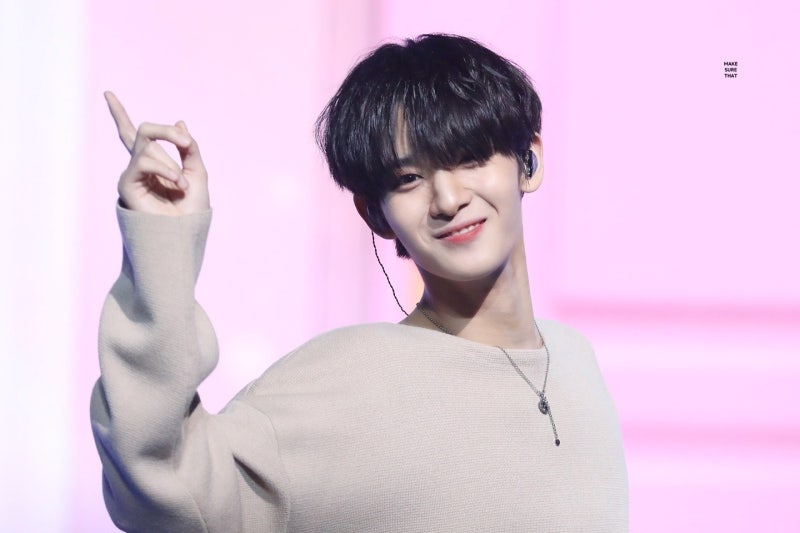 {연예인 선물포장}워너원wannaone 배진영의 생일을 축하하는 선물포장 2019 1 네이버 블로그
