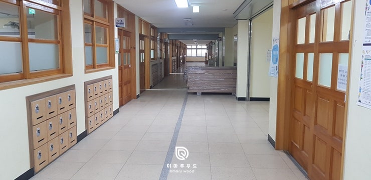 학교교실마루 교실 바닥 마루 시공 철재마루틀 오크후로링 네이버 블로그