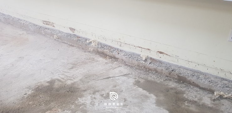 학교교실마루 교실 바닥 마루 시공 철재마루틀 오크후로링 네이버 블로그
