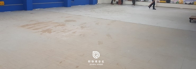 탁구장마루 탁구장 바닥 탄성마루 시공 고무나무후로링 경산 신백천탁구클럽 네이버 블로그