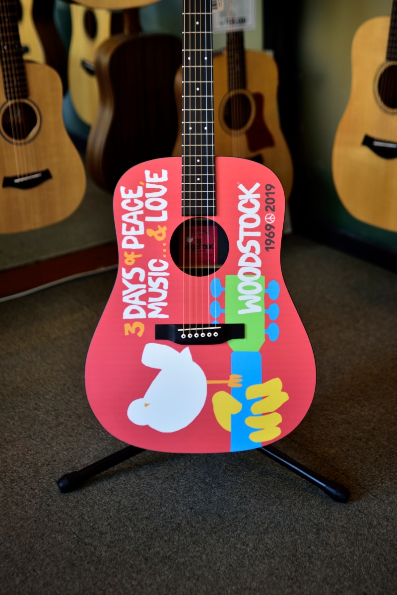 [입고안내] 마틴 우드스탁 페스티벌 50주년 기념 한정판 - Martin DX Woodstock 50th : 네이버 블로그