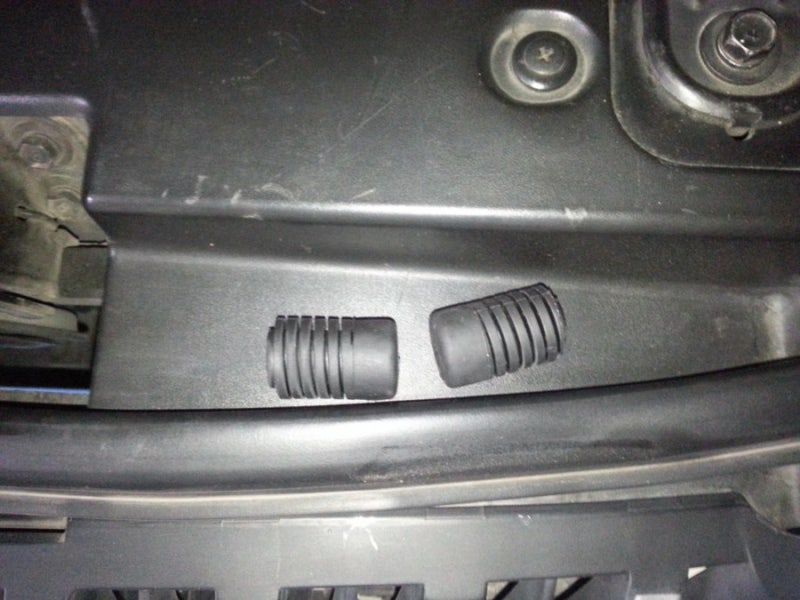 아반떼xd 보닛후드 고무 교체 diy : 네이버 블로그