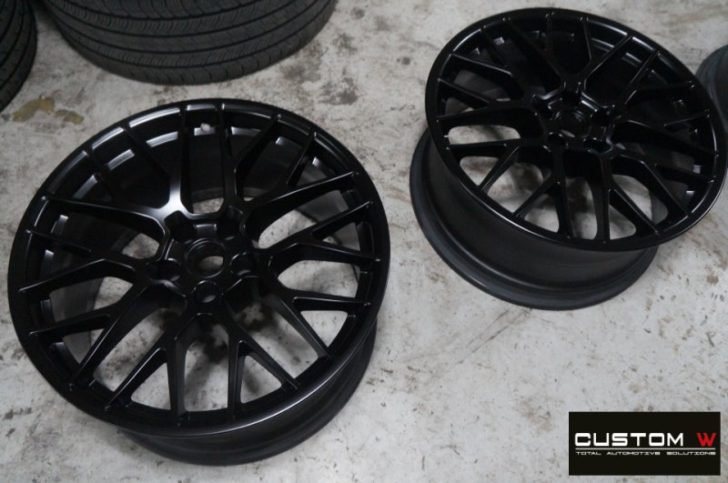 포르쉐 마칸 S 20인치 Rs 스파이더 휠 상처 수리 후 무광 블랙 맷블랙 Jet Black 그리고 레드 캘리퍼 도색