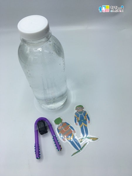 찬진교육 스쿠버다이빙 실험 건강과 안전 여름 과학 활동 과학 영역 유아과학 유치원 과학 어린이집 과학 찬진교육