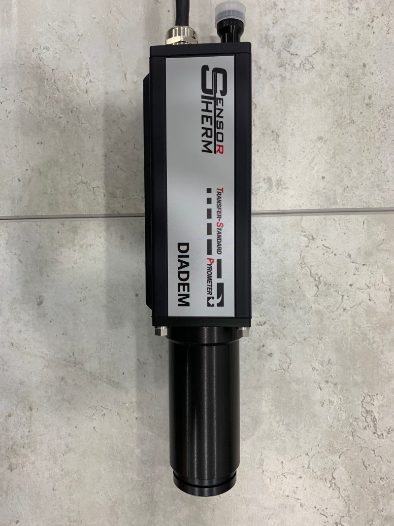 기준 Pyrometer 온도교정기 독일 Sensortherm 정밀 온도계 DS06 개봉기 - 노바인스트루먼트- : 네이버 블로그