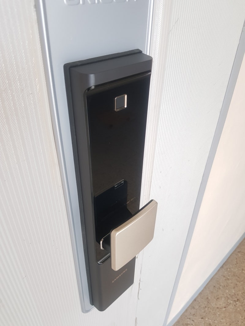 기술자가 알려주는 삼성도어락SHP-DR900사용방법,리뷰 후기 및 기능 설치시공 총 정리(DR700/DP950참고) : 네이버 블로그