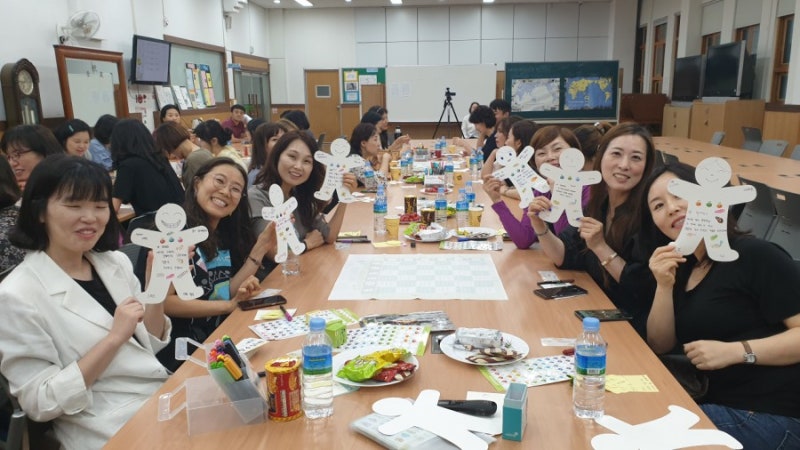 부산경남학부모교육 사춘기 자녀와의사소통 부모인성교육강사 황인지대표 긍정리더인재개발원 네이버 블로그