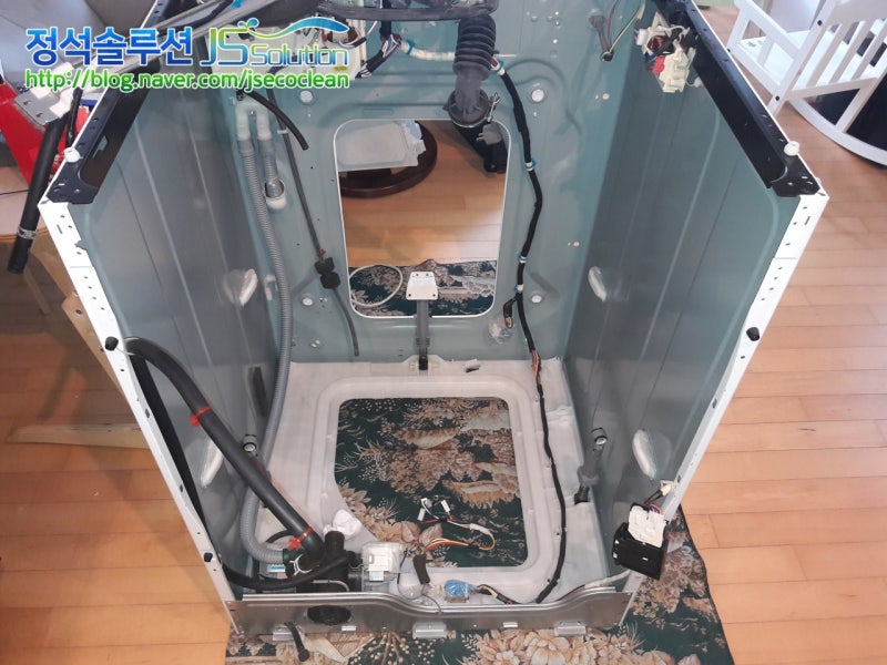 엘지 트롬 드럼세탁기 Lg 건조기 16kg 좁은문통과 분해설치 자동세척 콘덴서 촬영 오염 확인 네이버 블로그