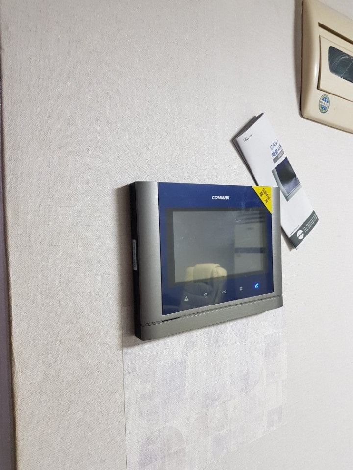 [코맥스 비디오폰 CAV-70MG/코맥스 로비폰 DRC-703LC/RF1] 강북구 수유동 성덕아파트 빌라 오래된 고장난 구형 코맥스 비디오폰 인터폰 초인종 로비폰 제품 교체 ...