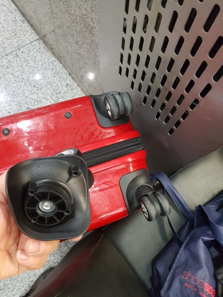 캐리어 바퀴수선 여행가방 기내용 캐리어 전문 수선 네이버 블로그