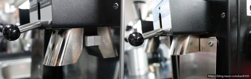 리테일 그라인더 비교(1) - Ditting KR804, KR804 Lab Sweet(외관, 사용감) : 네이버 블로그