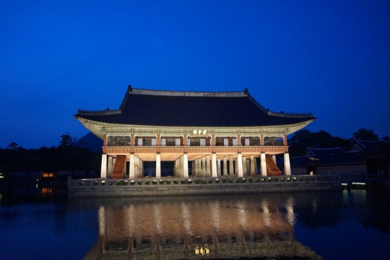 [서울 관광]일본인 친구 서울 가이드 하기(인천공항픽업, 인사동한정식, 경복궁 야간개장, 광화문 광장, 익선동, 명동스타즈호텔 ...