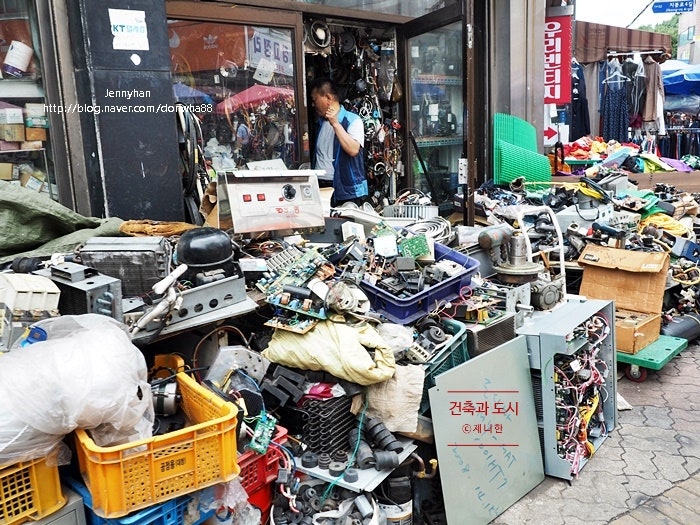 동묘 구제시장 황학동 벼룩시장 풍물시장 빈티지 가는 법 영업시간 주차장 서울 여행 네이버 블로그