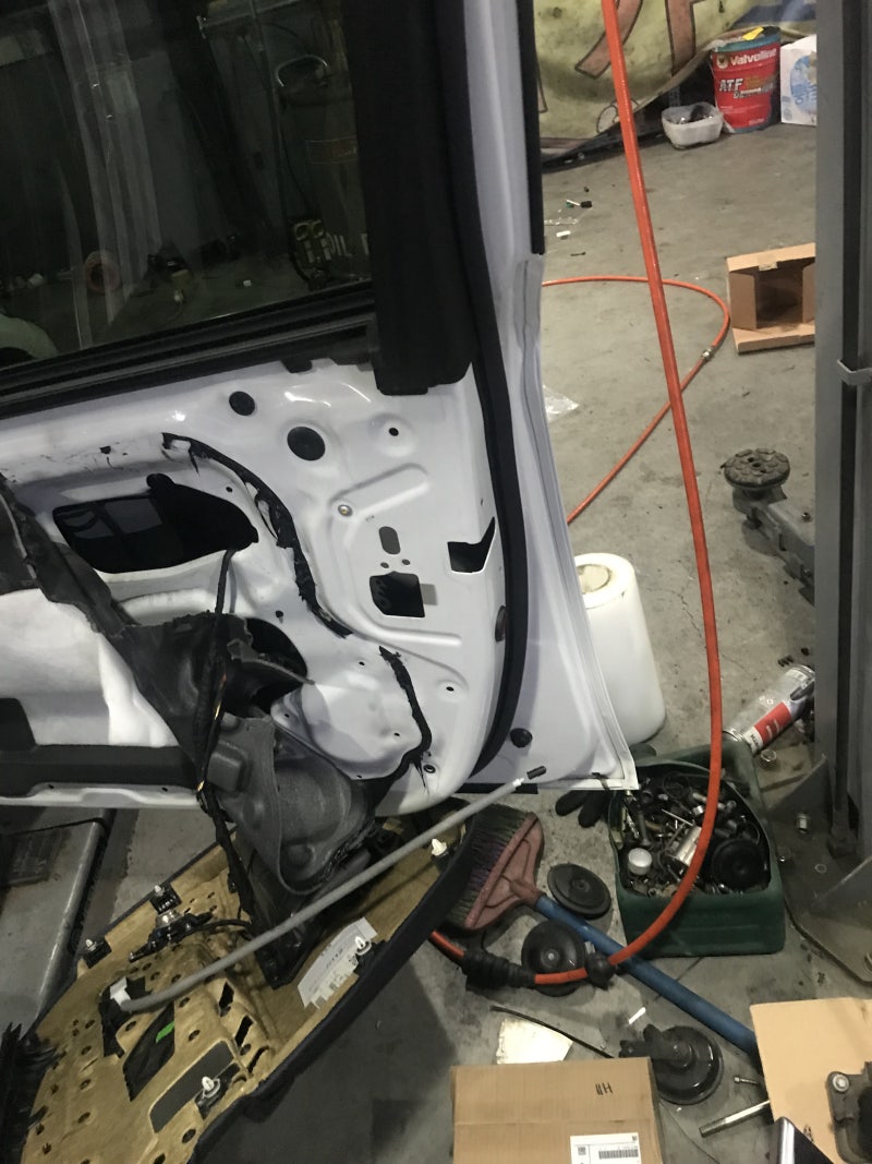 수원 정비소 Bmw F10 520d 조수석 도어락 문잠김 문열림 고장 수리 도어로크도어록크 불량 이상 교체 교환 전문 전문점