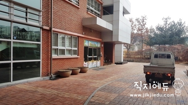 ♥승지초등학교병설유치원현관썬팅 예쁜스티커 양면썬팅 병설유치원창문썬팅 창문시트지 창문시트 어린이집썬팅 유치원썬팅 현관문썬팅 강화