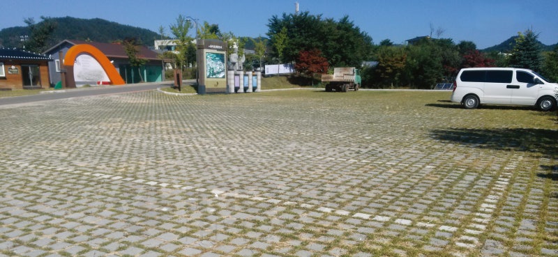 잔디블럭 이노블럭 친환경 잔디블럭 그린블록·멀티그린페이버·풋노츠 잔디블록 주차장잔디블럭 주차장 보도