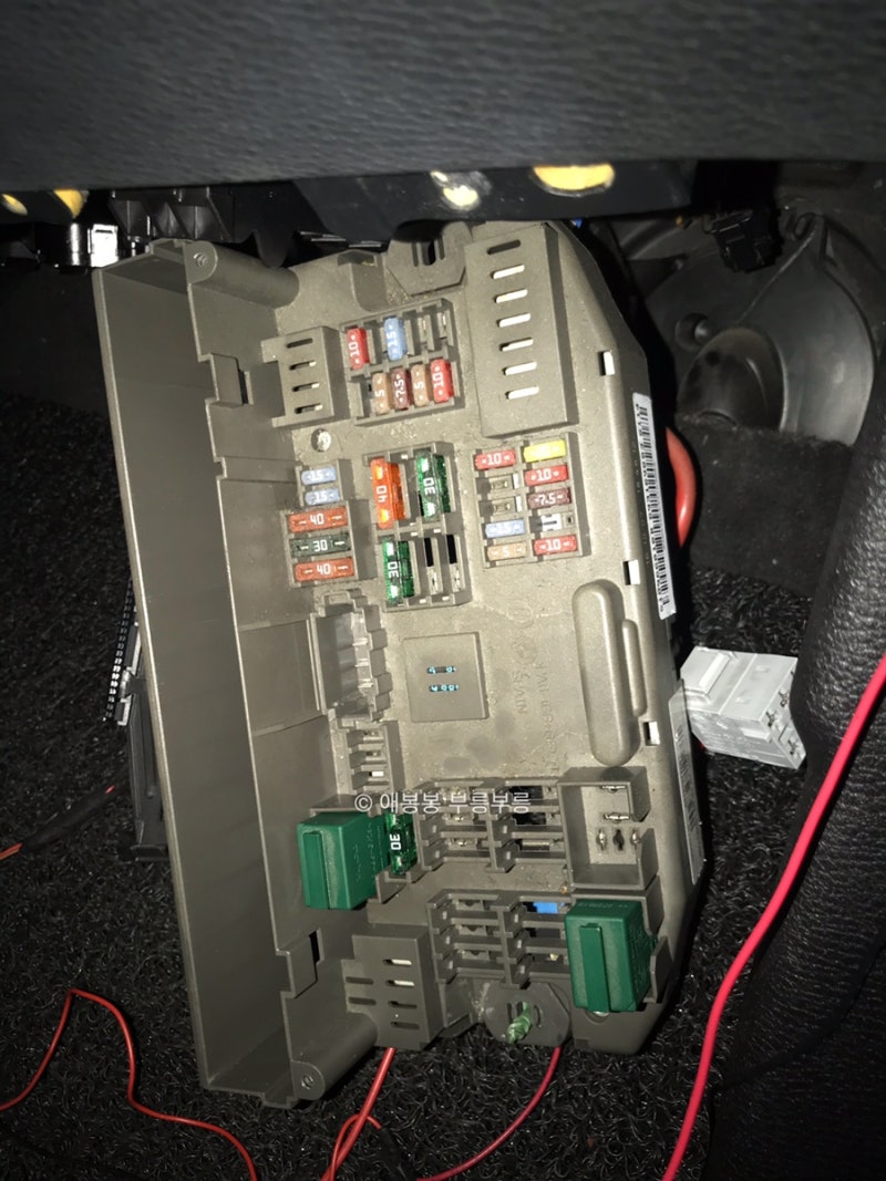 BMW E70 JBE 모듈 / 퓨즈박스 교체 DIY / 와이퍼미작동 : 네이버 블로그