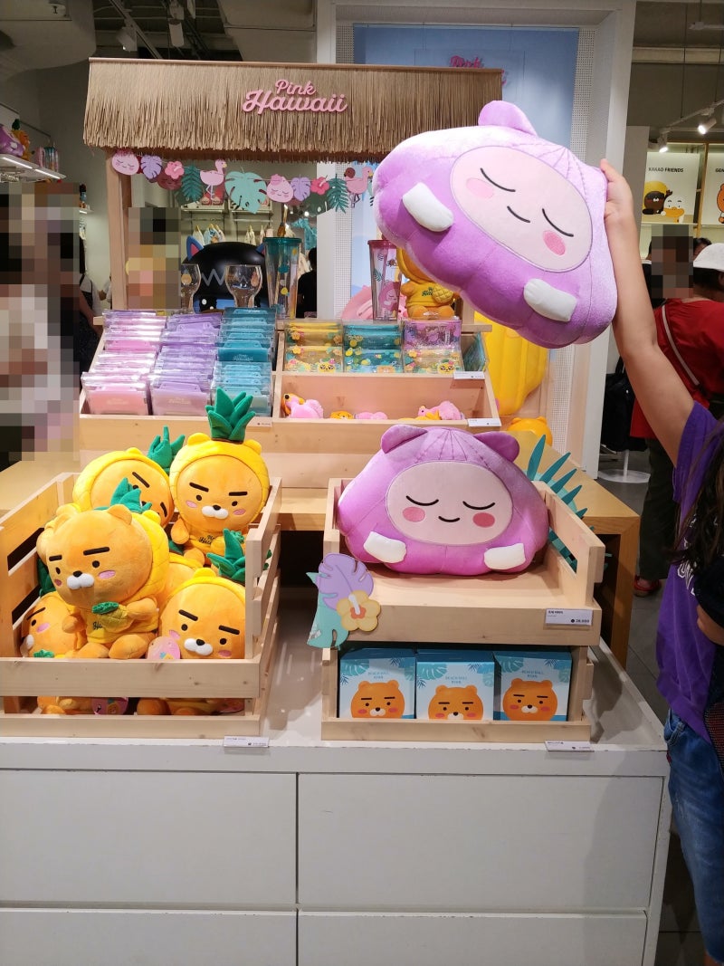 홍대 카카오프렌즈샵 귀욤가득 홍대 핫플 캐릭터샵 네이버 블로그