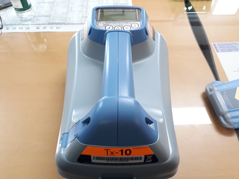 지하매설물탐지기 RD8100 / Tx10 수신기 및 송신기 세트 건설사에 납품 : 네이버 블로그