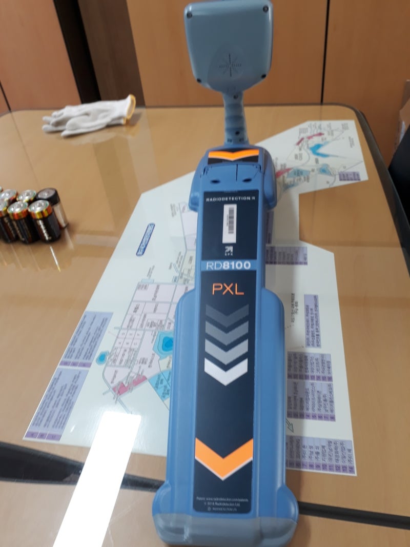 지하매설물탐지기 RD8100 / Tx10 수신기 및 송신기 세트 건설사에 납품 : 네이버 블로그