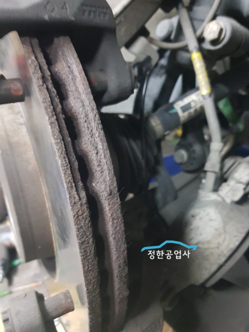 의정부수입차정비 정한공업사 아우디q5 콰트로 브레이크밀림 브레이크경고등 브레이크밀림 브램보 브레이크패드 브레이크액 브레이크오일 교체 수입차메인터넌스 네이버 블로그