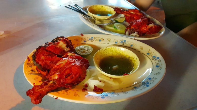 말레이시아 (말라카+쿠알라룸푸르) 여행 / 말라카 맛집 ; 팍푸트라 Pak Putra Restaurant 에서 탄두리치킨과 난 ...