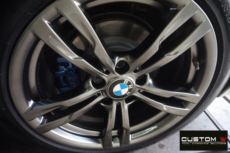Bmw F30 320d 휠 상처 수리 후 고스트 크롬 휠도색 And 부식 녹 제거 후 캘리퍼 도색 네이버 블로그