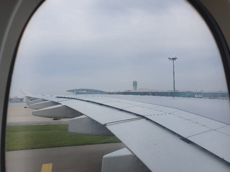 아랍에미레이트항공 A380/모리셔스~EK702/MK910두바이~EK322인천공항 : 네이버 블로그