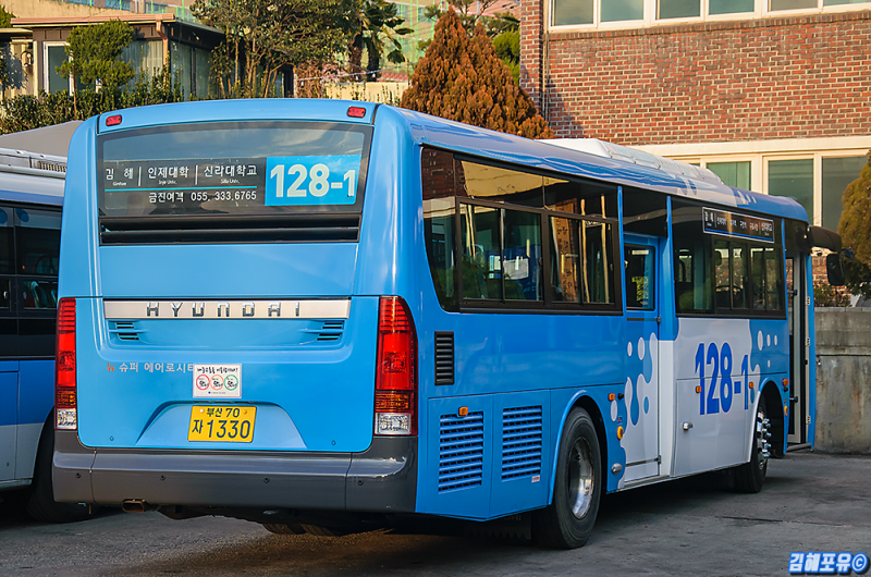 부산시내 금진여객 128 1번 뉴슈퍼에어로시티 Fl Cng 상품성 개선형 1330호 신차 네이버 블로그