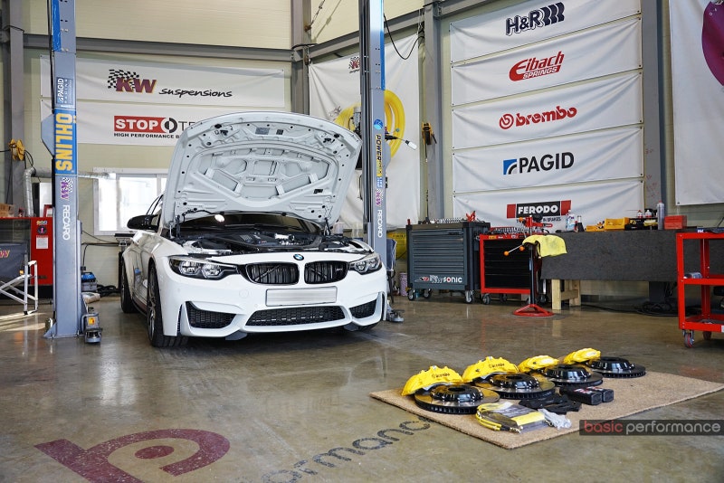 BMW F80 M3 컴페티션 - 올린즈 커스텀 스트릿용 댐핑, BREMBO CTS-V 6P/4P 브레이크 풀킷 장착 : 네이버 블로그