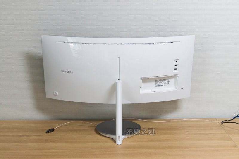썬더볼트3 탑재 삼성 울트라 와이드 커브드 QLED 모니터 C34J791 사용해보기 : 네이버 블로그