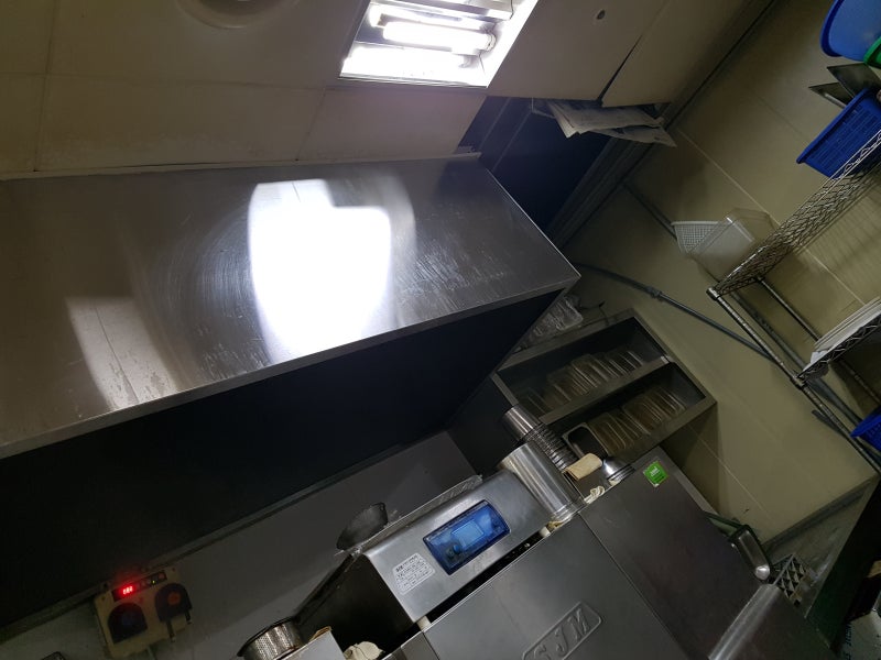식당 주방 닥트 청소 가격과 후드 환풍기 기름때 제거방법과 가격은 네이버 블로그