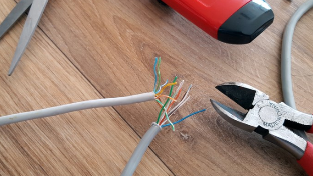 창틀에 구멍 안 뚫고 인터넷 랜선 연결하기 : 네이버 블로그