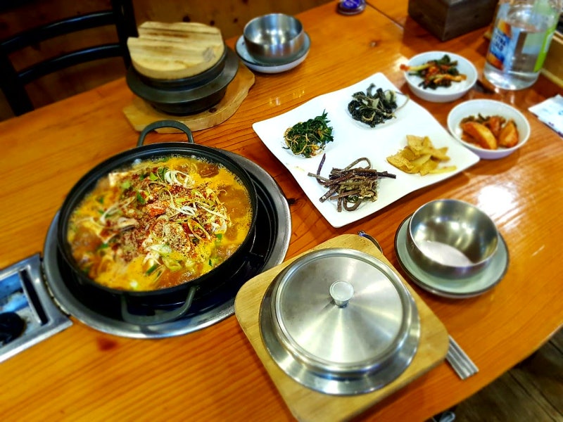 [양주 덕계동맛집/양주재래식손두부]꼬소함과 얼큰함의 완벽한 조화 명품 짜박두부 맛집 "양주재래식손두부" : 네이버 블로그